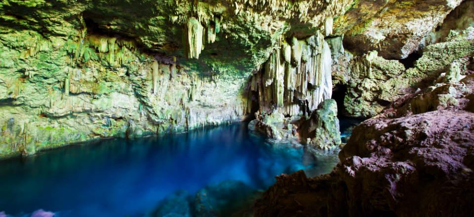 Explore Cueva de Saturno in Varedo - Thomas Cook